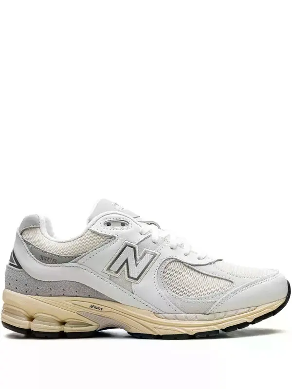 NEW BALANCE 2002r Sneakers - White