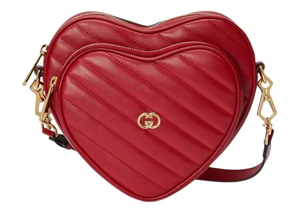 Gucci Interlocking G Mini Heart Shoulder Bag - Red