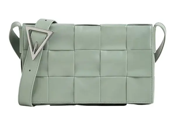 Bottega Veneta Cassette Crossbody Bag Medium Intreccio - Sage Green