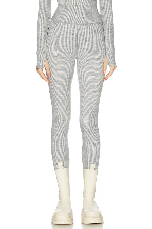 Cordova Stowe Baselayer Legging In Light Grey - Gray Melange