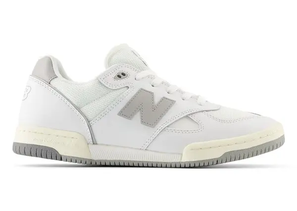 NEW BALANCE Numeric 600 Tom Knox Sneakers - White/rain Cloud