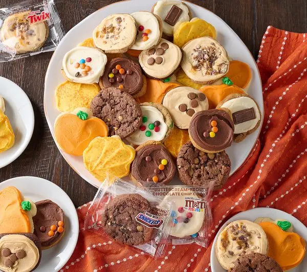 CHERYL'S 48pc Fall Frosted & Candy Flavored Cookies