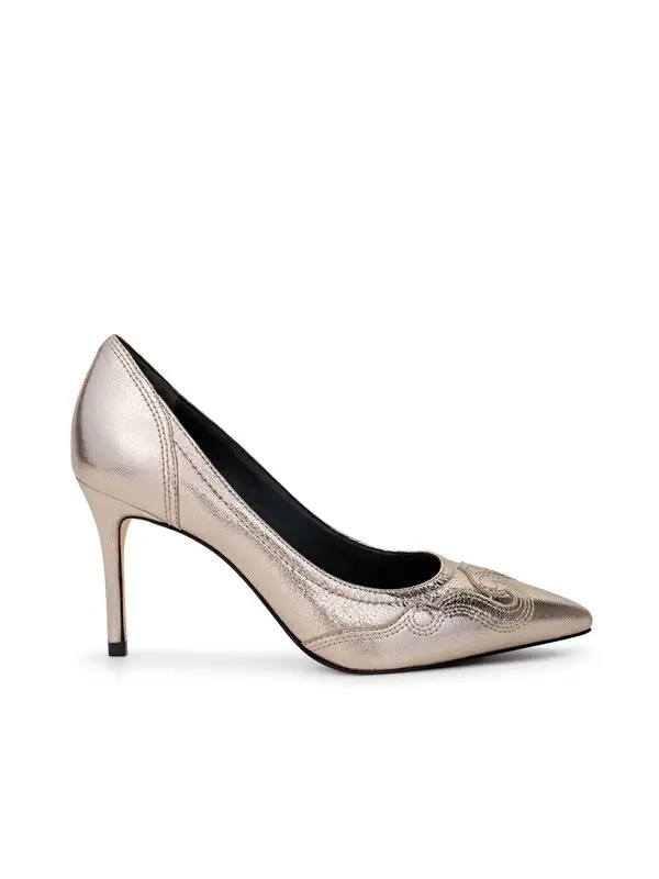 L'Agence Amandine Western Pump
