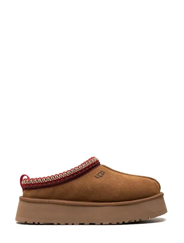 UGG Flat Shoes