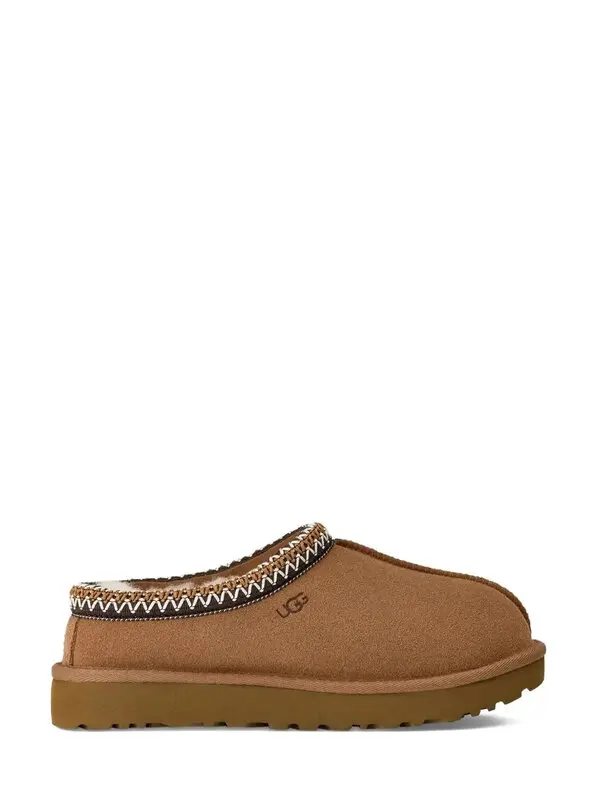 UGG Flat Shoes