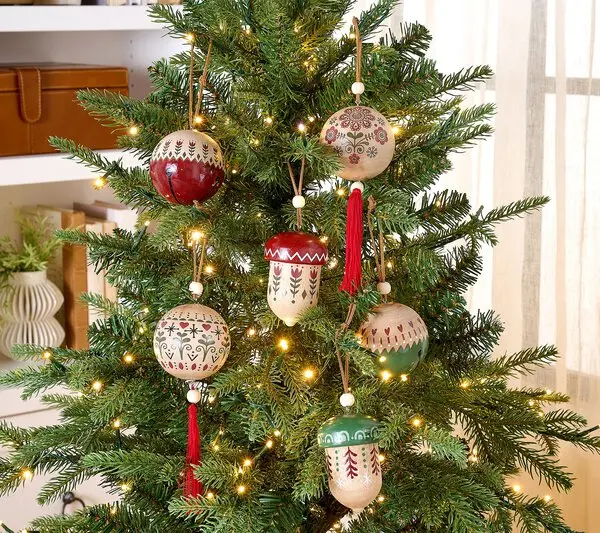 HOME REFLECTIONS As Is S/6 Patterned Wooden Ornaments
