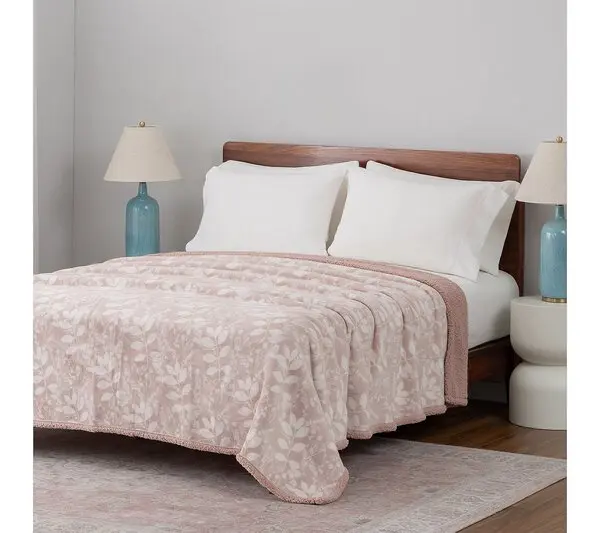 BERKSHIRE BLANKET Berkshire Floral Vine Plush & Sherpa Blanket King