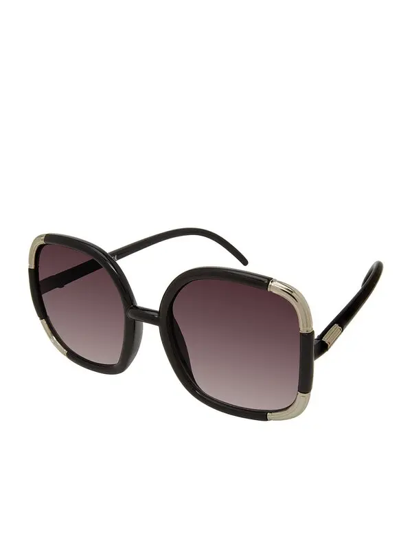 CIO Over-sized Oval Sunglasses In Black