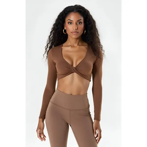 MODENAIRE Active Long Sleeve Twist Front Crop Top