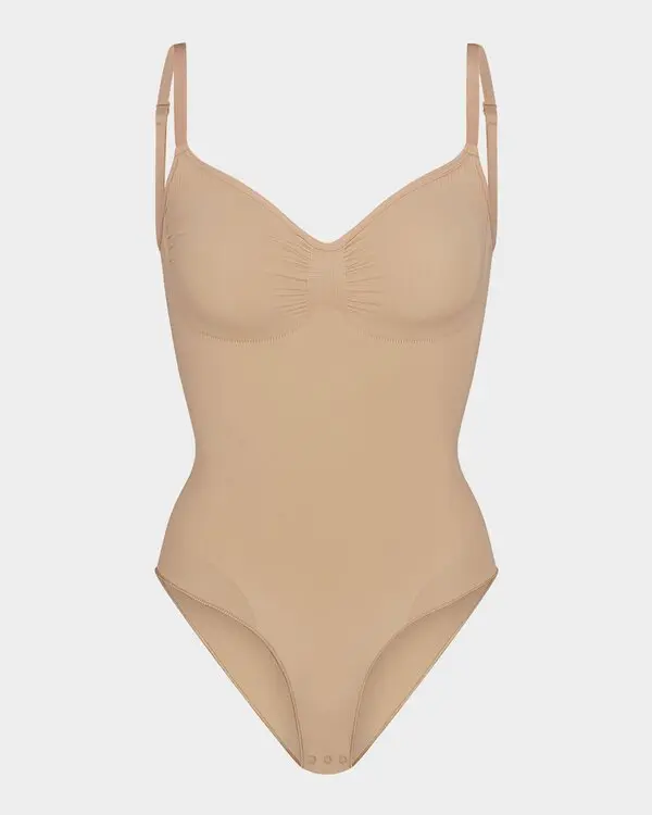 SKIMS Seamless Sculpt Brief Bodysuit - Clay