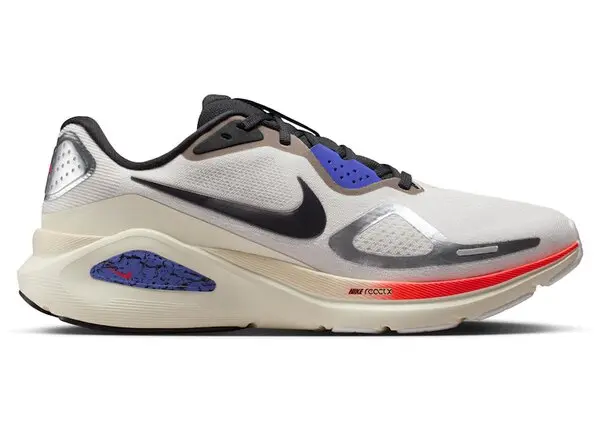 Nike Structure 26 White