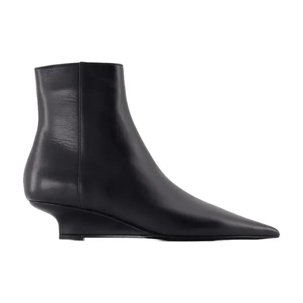 TOTÊME Sharp Ankle Boots Leather