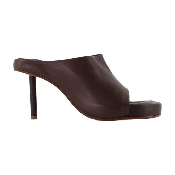 Jacquemus Nuvola Mules In Leather