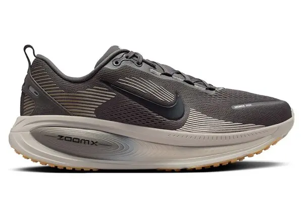 Nike Vomero 18