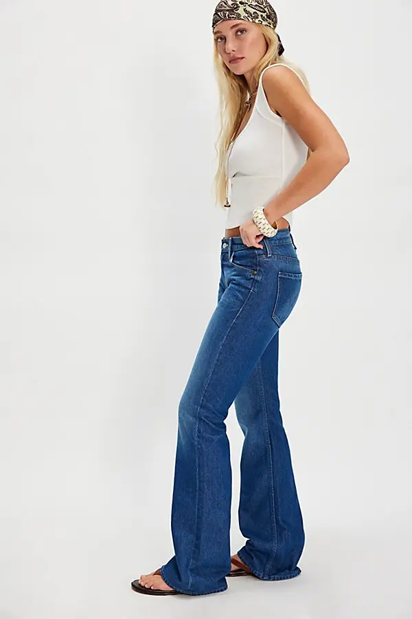 MOTHER Snacks! The Takeout Flare Jeans - Scrumptious