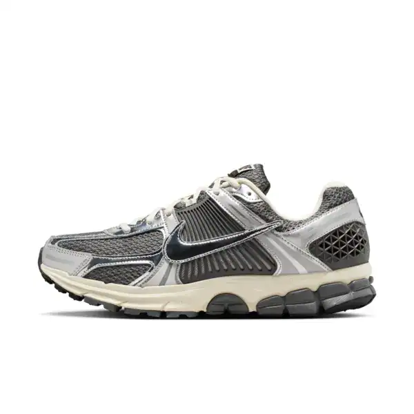 Nike Zoom Vomero 5 Shoes - Grey | Editorialist