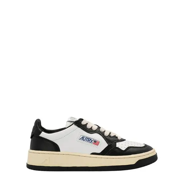 AUTRY Medalist Low Top Sneakers - Lt/lt Wht/blk