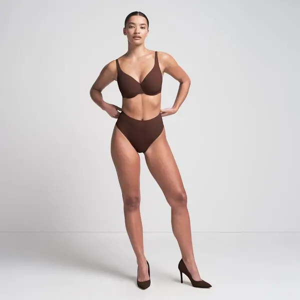 SKIMS Smoothing Intimates Unlined Minimizer Bra - Cocoa