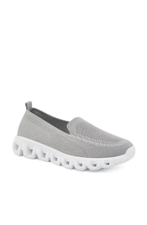 J/SLIDES NYC Cora Sneaker - Light Grey