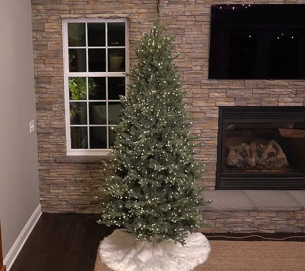 KRINGLE EXPRESS As Is 6.5' Microbright Led Tree With Bag