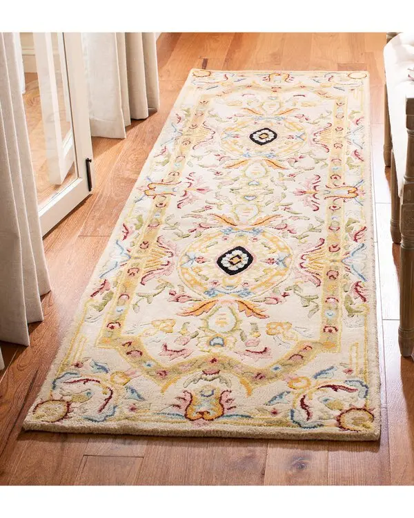 SAFAVIEH Feather Medallion Rug, 2' X 8