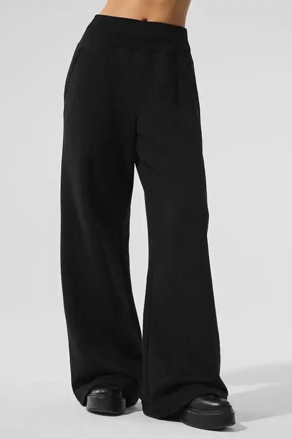 alo yoga セレニティワイドレッグスゥエットパンツ 黒 Alo Yoga Serenity Wide-Leg Sweatpants - Black | Editorialist