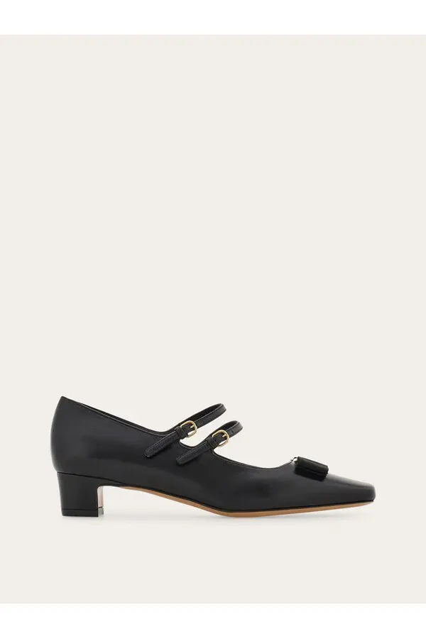 FERRAGAMO Vara Bow Mary Jane - Black