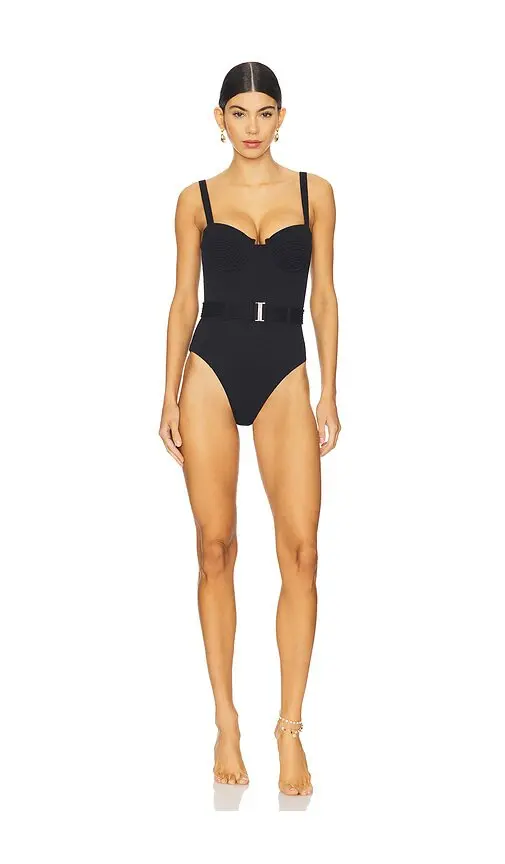 Devon Windsor X Freya Full Piece - Black Texture