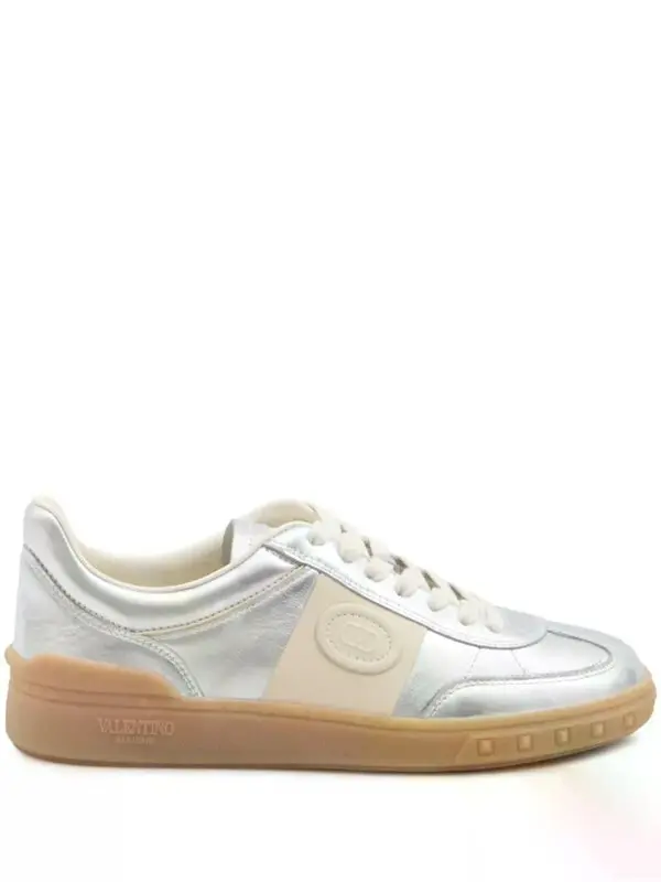 Valentino Garavani Upvillage Low Top Sneakers - Silver