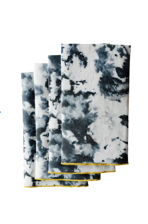 GOLDIE HOME Grey Marble Napkin Set Of 4 - Grey Marble Gold Trim