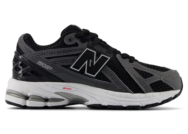 NEW BALANCE 1906r Sneakers - Black/castlerock