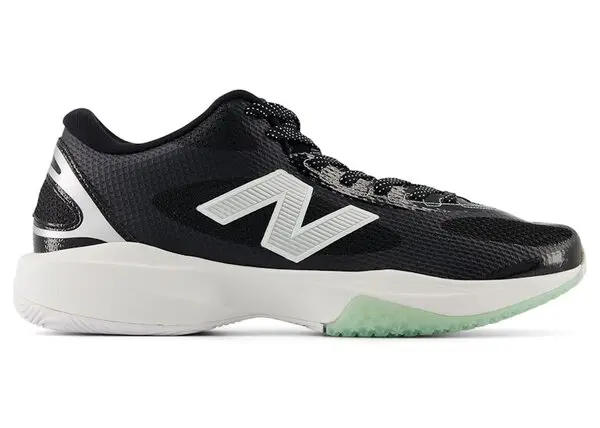 NEW BALANCE Freezelx V5 Boxin Sneakers - Black/white