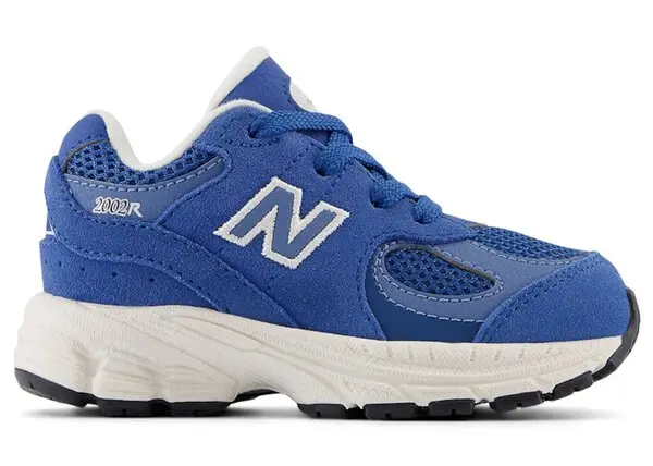NEW BALANCE 2002rin Athletic Sneakers