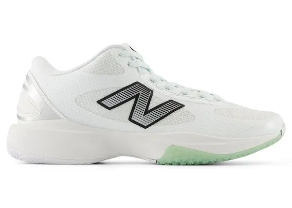 NEW BALANCE Freezelx V5 Boxin Athletic Sneakers - White/black