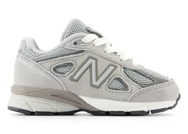 NEW BALANCE 990v4 Sneakers