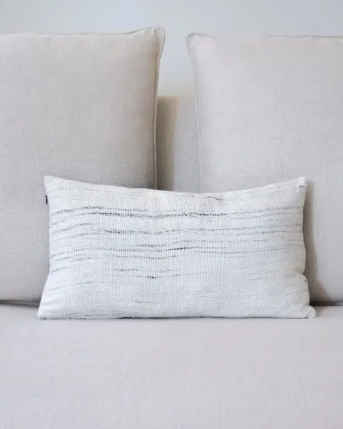 Voz Pima Lineas Lumbar Pillow
