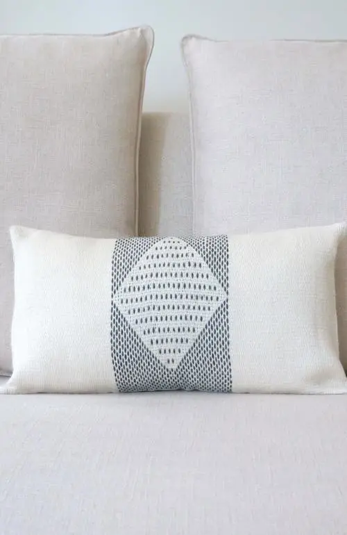 Voz Diamante Lumbar Pillow With Border In Black - Ivory/charcoal