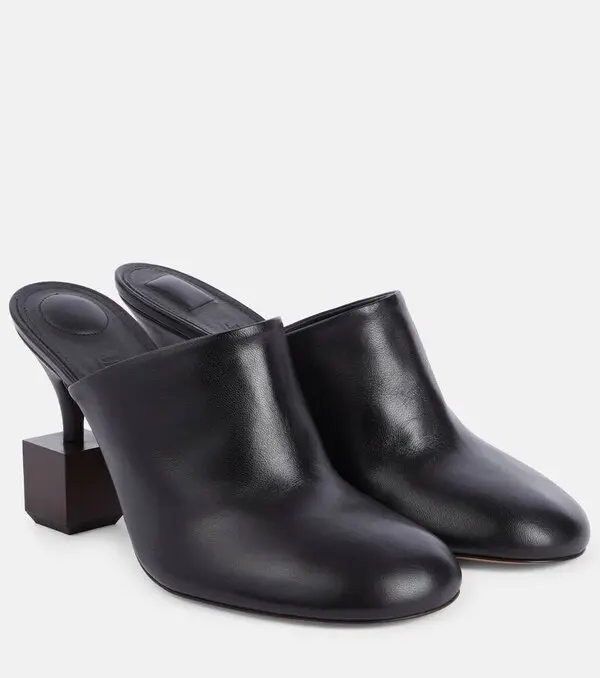 Jacquemus Bisou 90 Leather Mules - Black