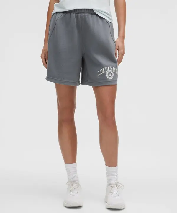 Lululemon Scuba Mid-rise Oversized 7" Short - Solar Grey