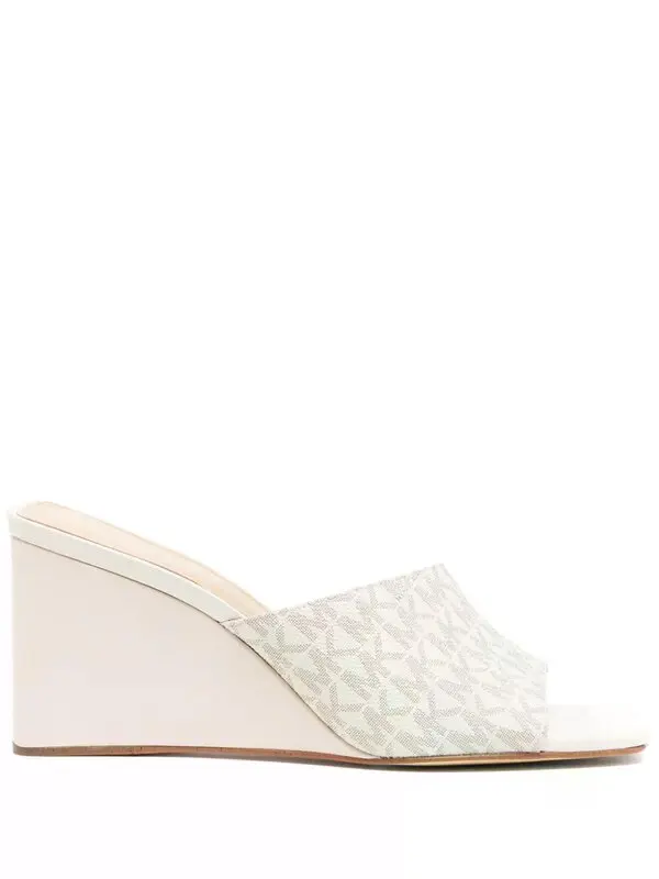 Michael Kors Merriam Pumps
