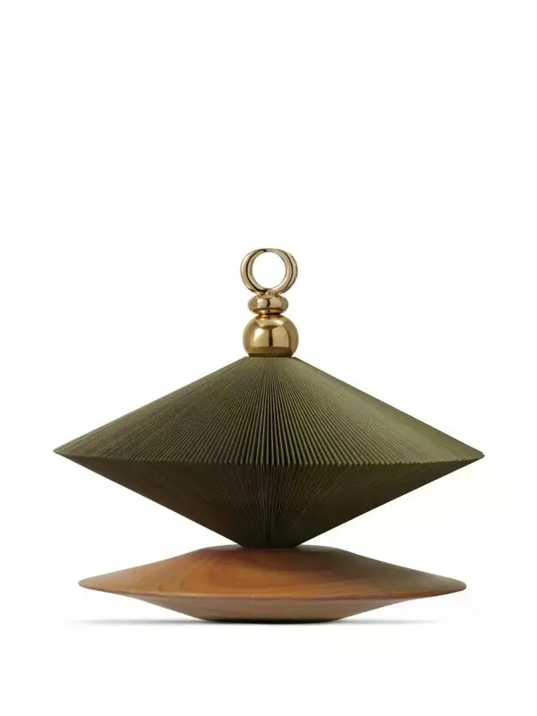 BY GABS Pião Sculpture