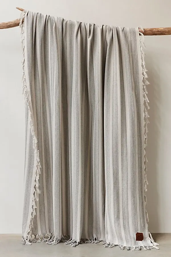 SLOWTIDE Dylan Lightweight Blanket