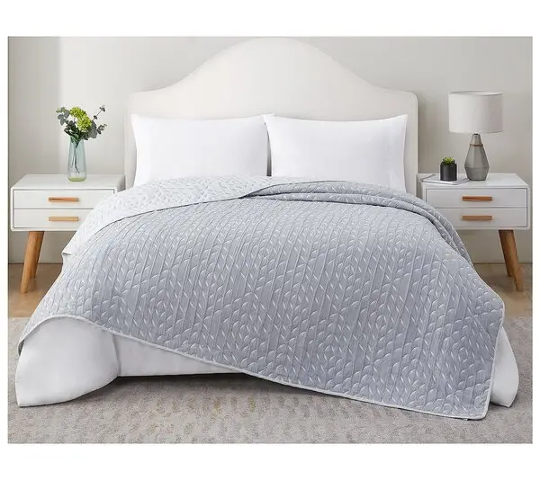 Tahari Home Wren Diamond Reversible Coverlet, Ueen