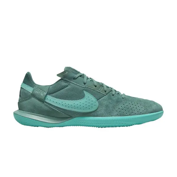 Nike Streetgato Sneakers