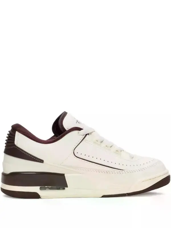 JORDAN 2/3 Earth Sneakers