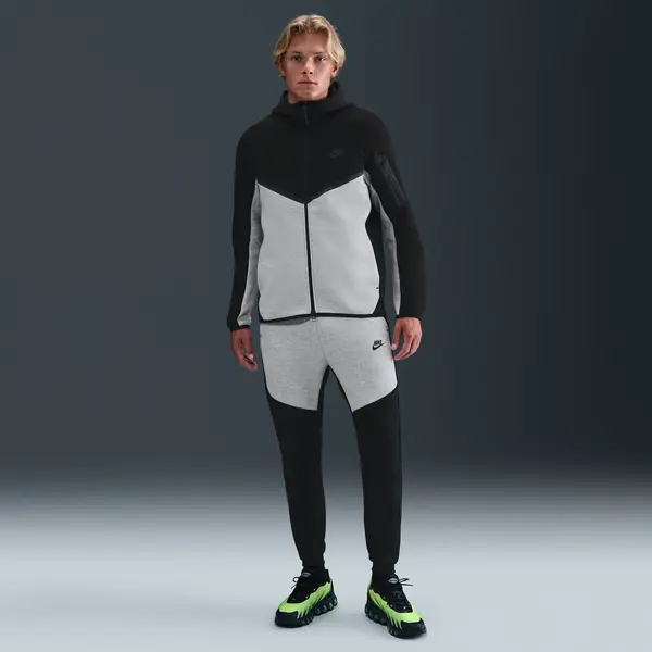 Nike Tech Fleece Jogger Pants - Black
