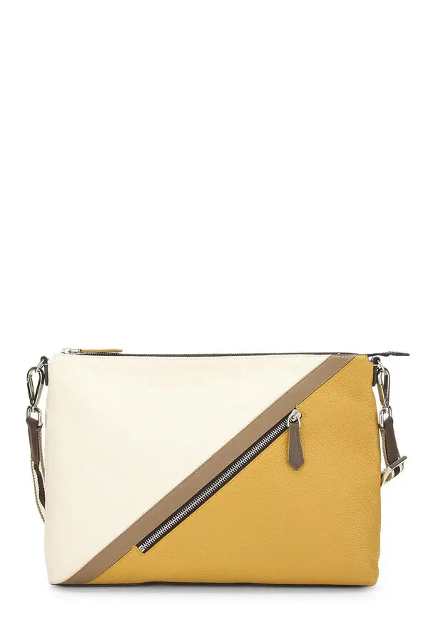 Fendi Zucca Zip Messenger