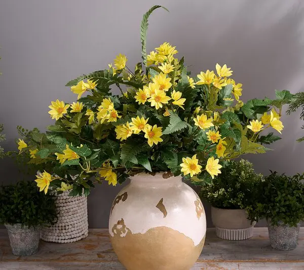 VALERIE PARR HILL Everything's Coming Up Daisies Urn Filler Valerie