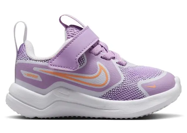Nike Cosmic Runner Sneakers