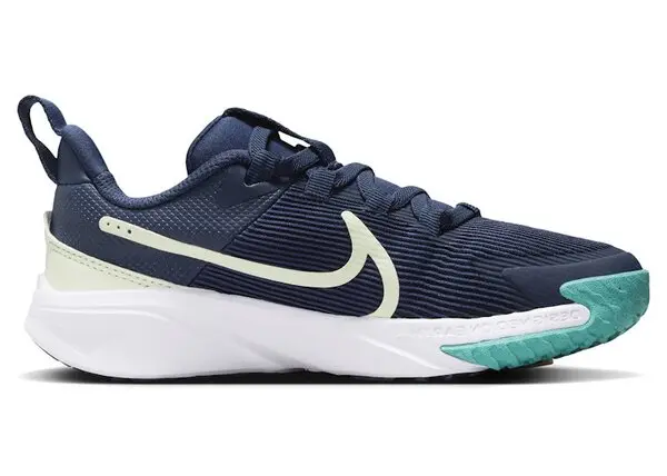 Nike Star Runner 4 Sneakers
